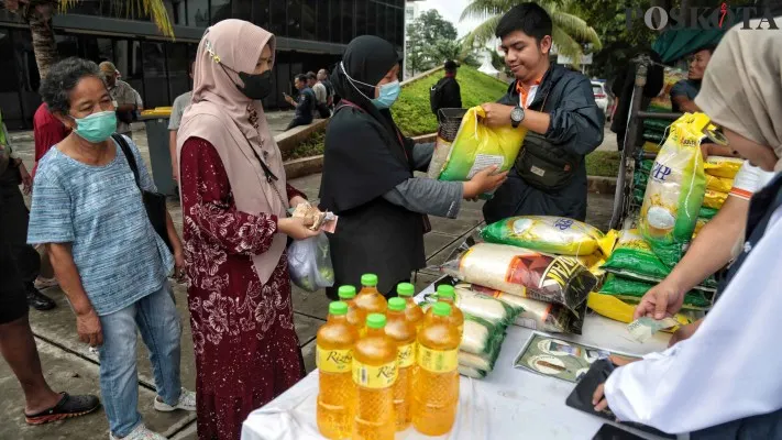Operasi Pasar Murah di Jakarta Pusat - poskota.co.id