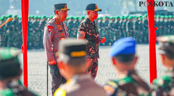 Apel Gelar Pasukan Jelang Pelantikan Presiden dan Wakil Presiden di Silang Monas - poskota.co.id