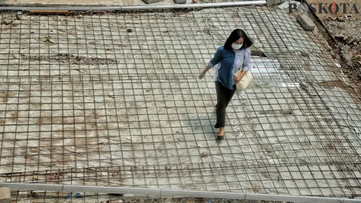 Tak Kunjung Rampung, Proyek Pendestrian Matraman Dikeluhkan Warga ...