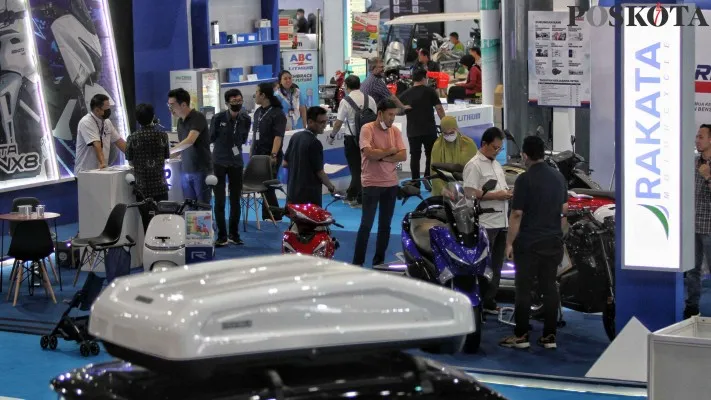 Antusias Masyarakat Kunjungi Pameran PEVS 2023 - poskota.co.id Antusias Masyarakat Kunjungi Pameran PEVS 2023 - poskota.co.id