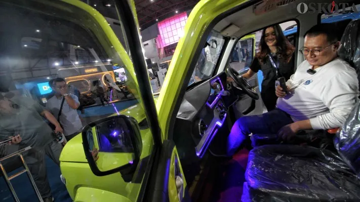 Antusias Masyarakat Kunjungi Pameran PEVS 2023 - poskota.co.id Antusias Masyarakat Kunjungi Pameran PEVS 2023 - poskota.co.id