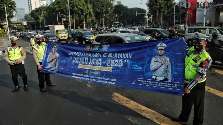 Operasi Patuh Jaya 2023 Berlakukan Tilang Manual di Tempat - poskota.co.id