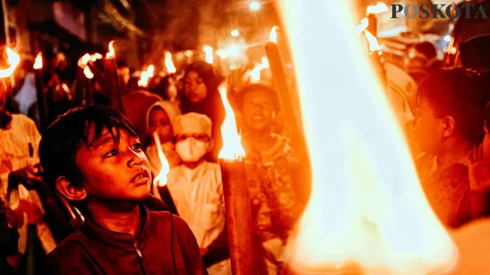 Semarak Pawai Obor - poskota.co.id Semarak Pawai Obor - poskota.co.id